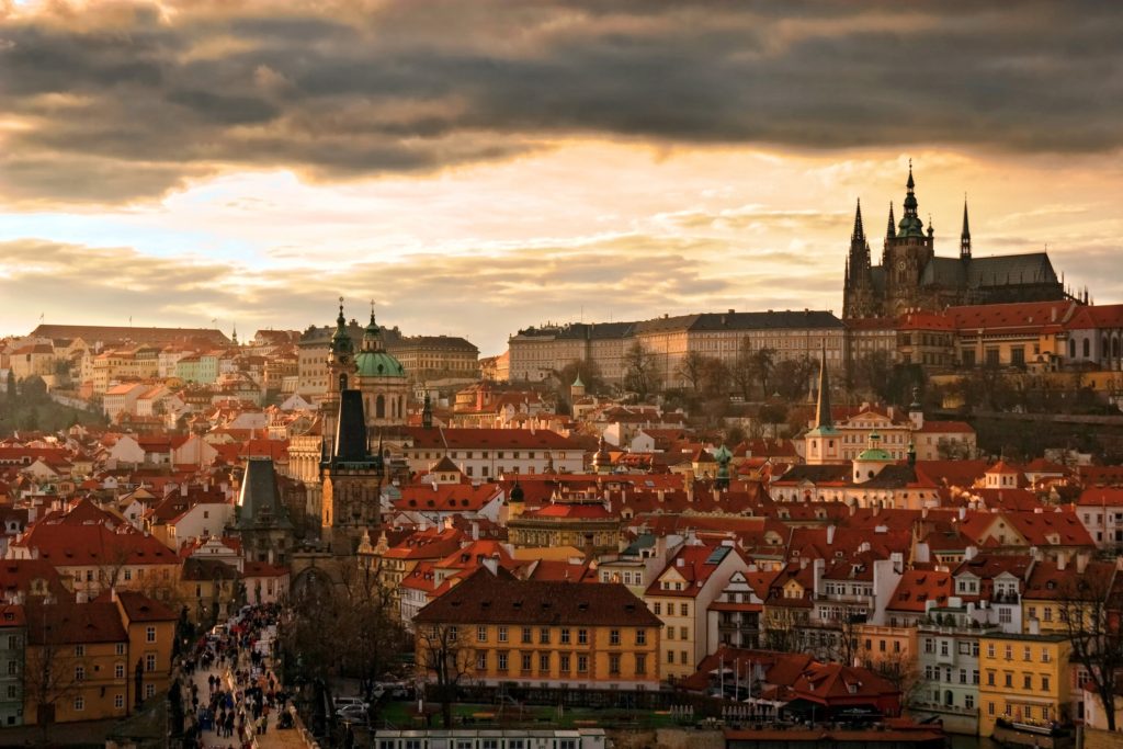 Praga, Capital Tcheca e a Jóia da Europa Central – Slavian Tours